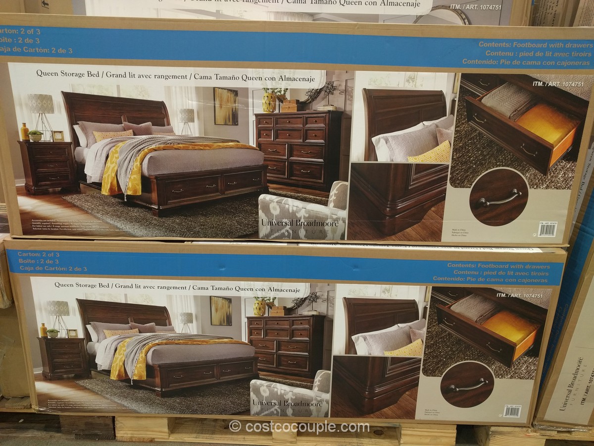 Universal Broadmoore Storage Bed